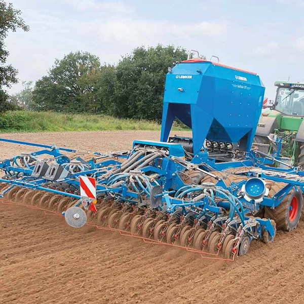 Trailed Seed drill boasts low disturbance options - Midland Farmer Magazine