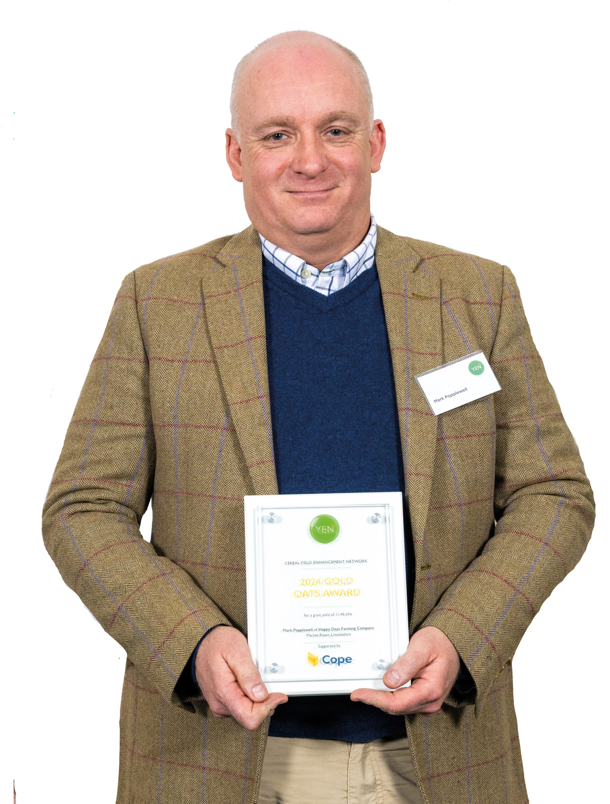 Farmer wins gold for record-breaking oat yield - Midland Farmer Magazine